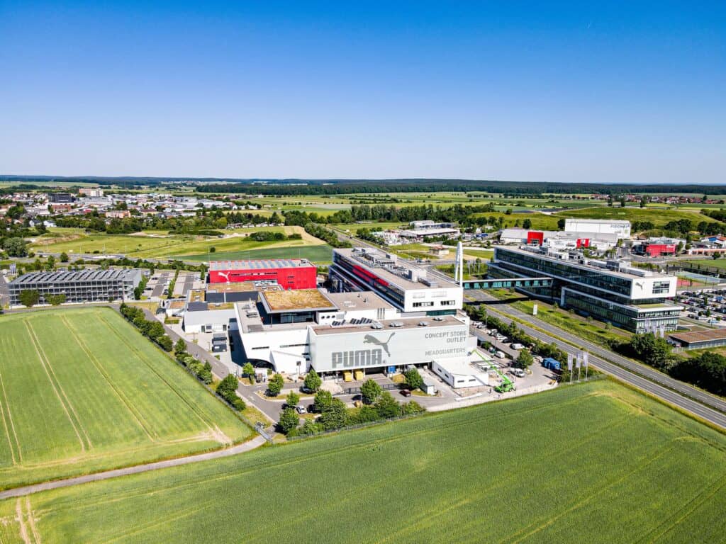 YAGER Development GmbH - EsportConnect